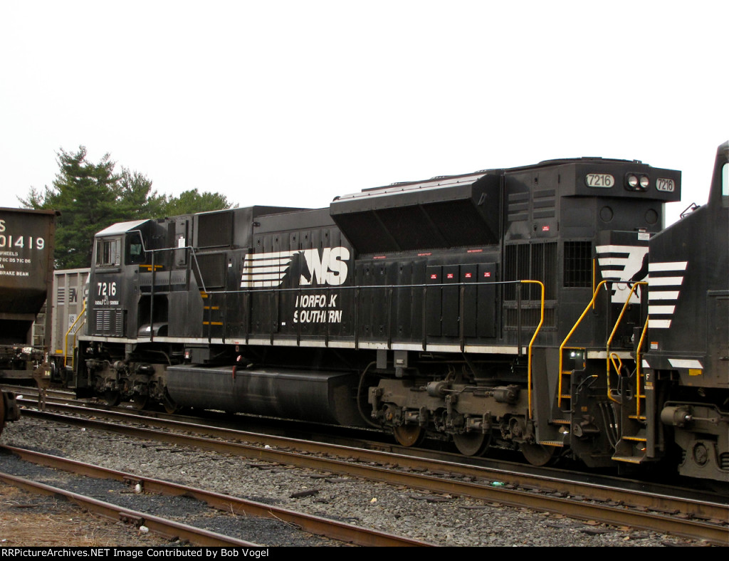 NS 7216
